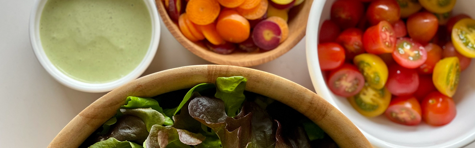 Ensalada De Colores Con Vinagreta De Cilantro - Montevivo | Pureza Que Sabe